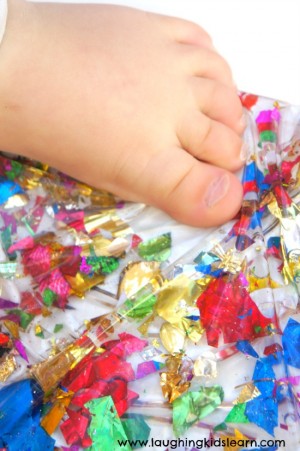 Simple sensory bag using glitter and baby oil - Laughing Kids Learn